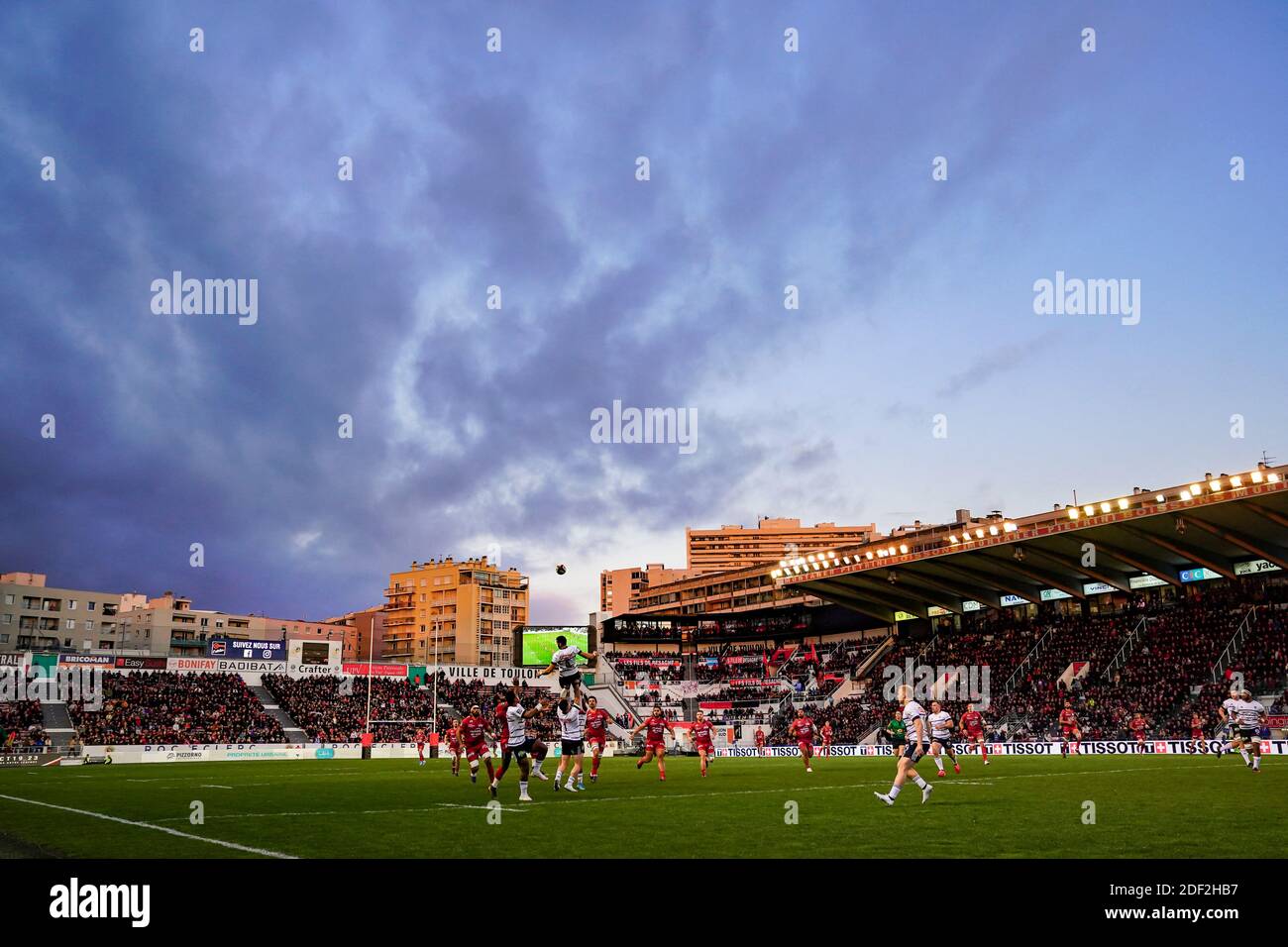 Stade mayol Banque de photographies et d’images à haute résolution - Alamy