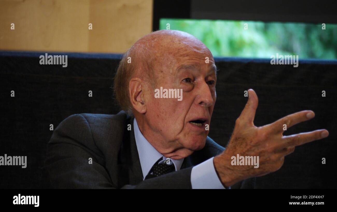 Helmut schmidt giscard d'estaing Banque de photographies et d’images à ...