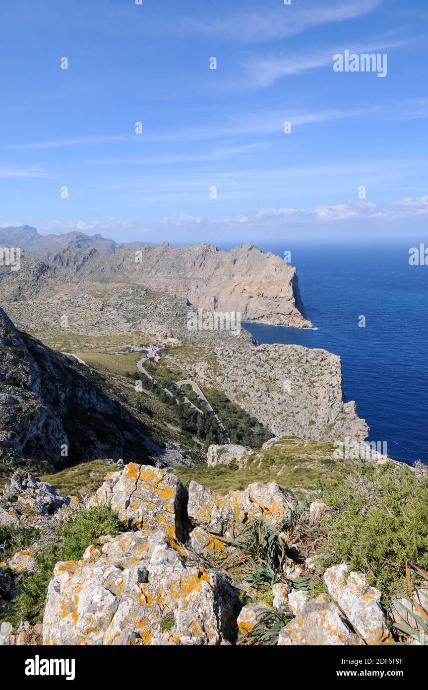 Cap formentor road Banque de photographies et d’images à haute ...