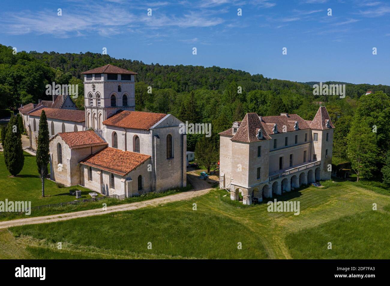 Abbaye chancelade Banque de photographies et d’images à haute ...
