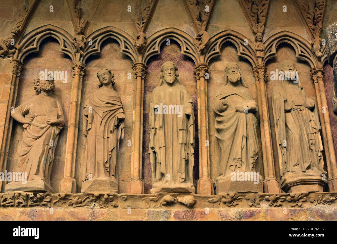 Frise gothique Banque de photographies et d’images à haute résolution ...