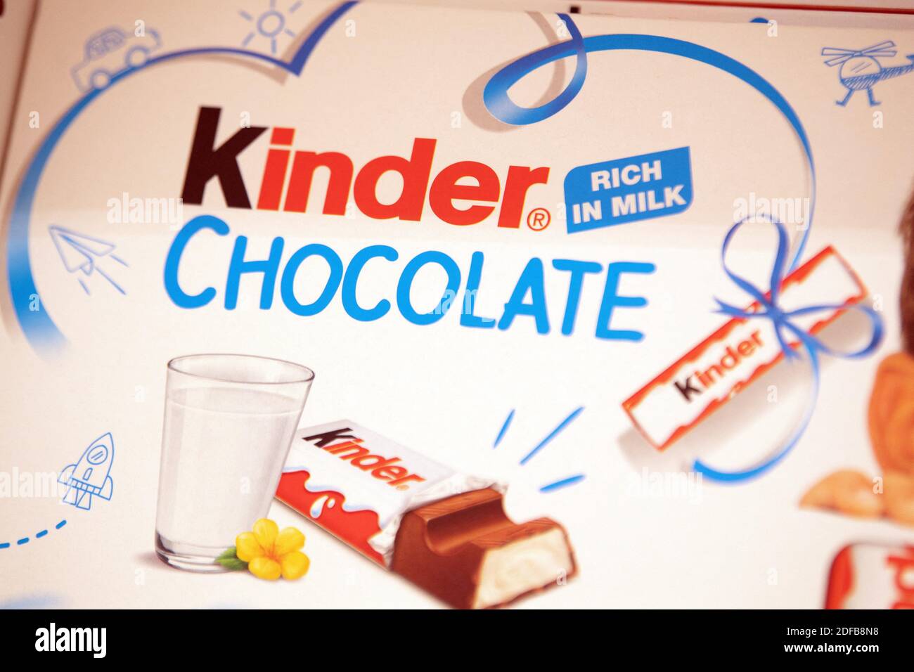 Logo kinder Banque de photographies et d’images à haute résolution - Alamy