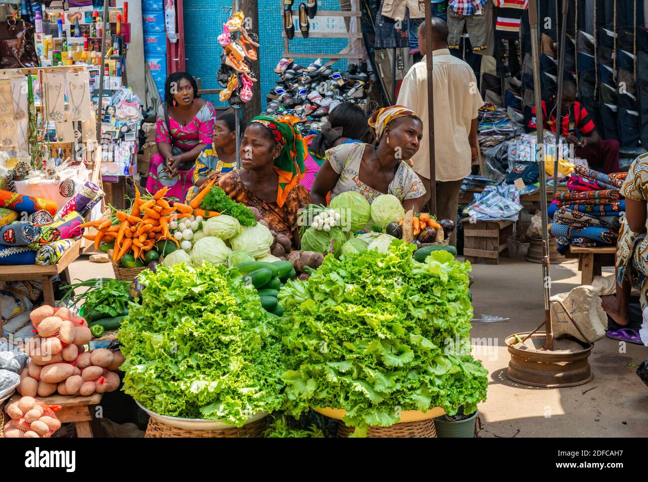 Building lome togo Banque de photographies et d’images à haute ...