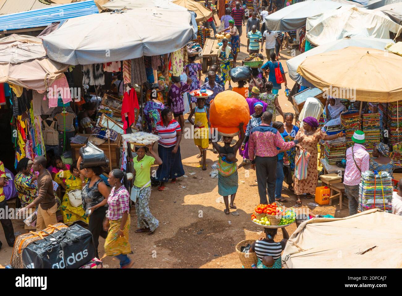Stall togo Banque de photographies et d’images à haute résolution - Alamy