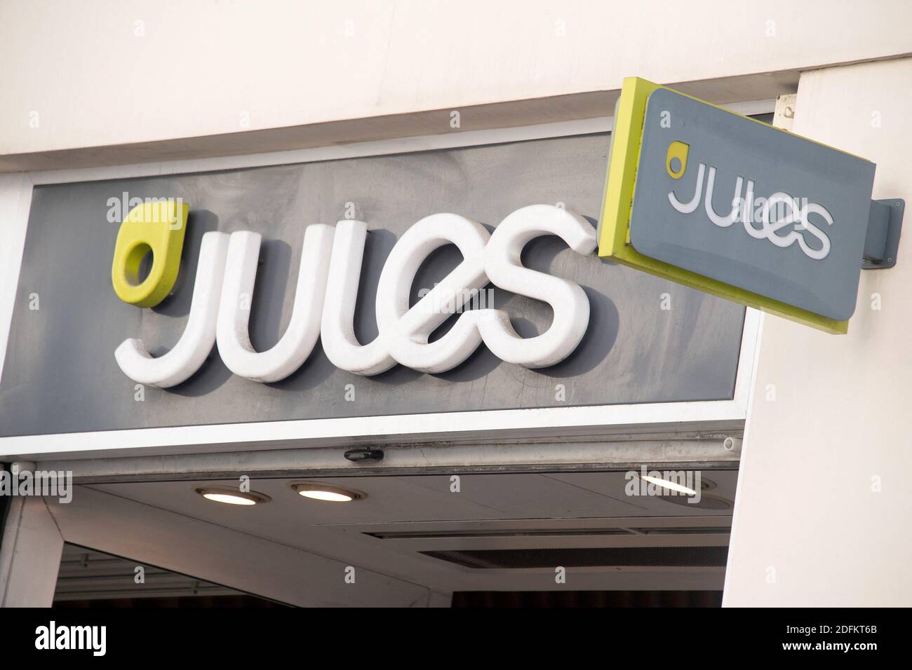Jules logo Banque de photographies et d’images à haute résolution - Alamy
