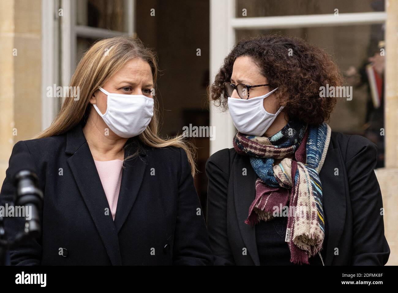 Nadia Hai (L), Ministre déléguée au Ministre de la cohésion ...