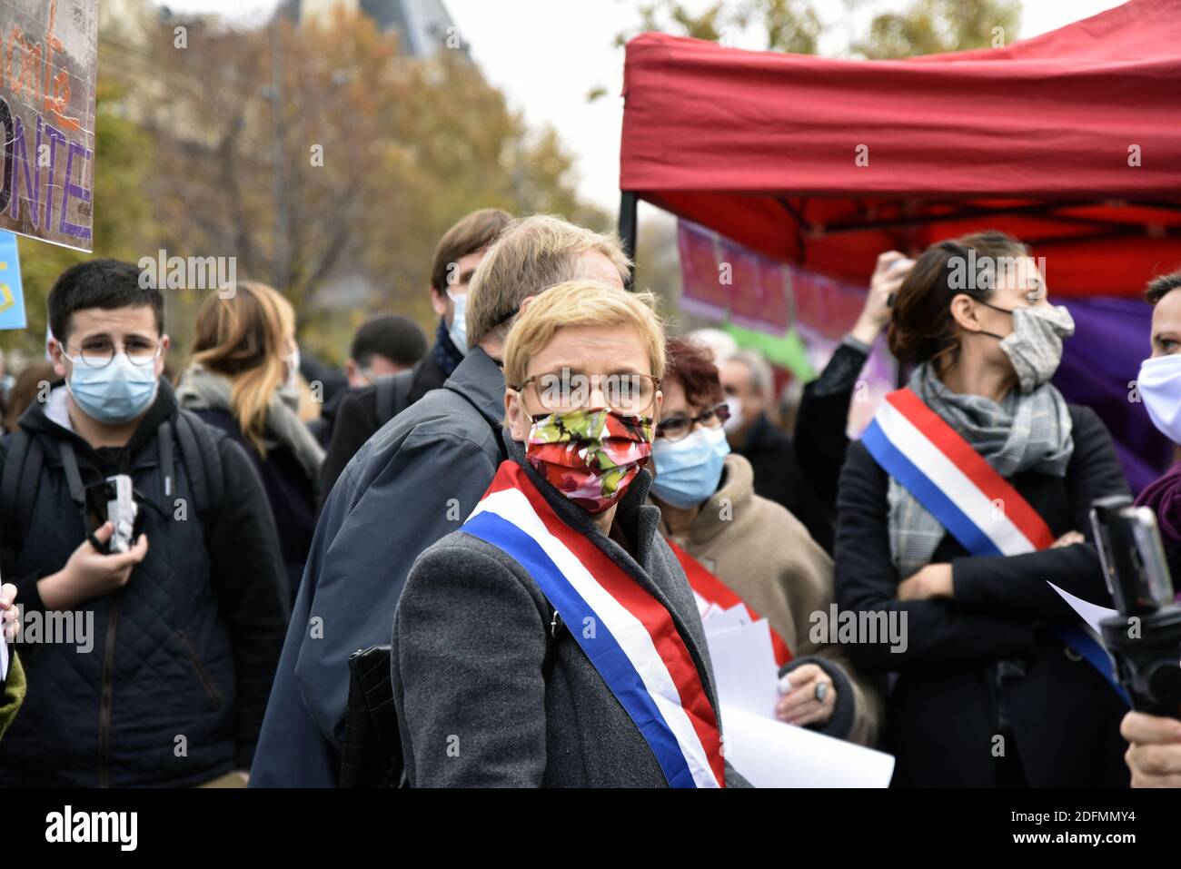 Parti de gauche française la France Insoumise (LFI) membre du Parlement ...