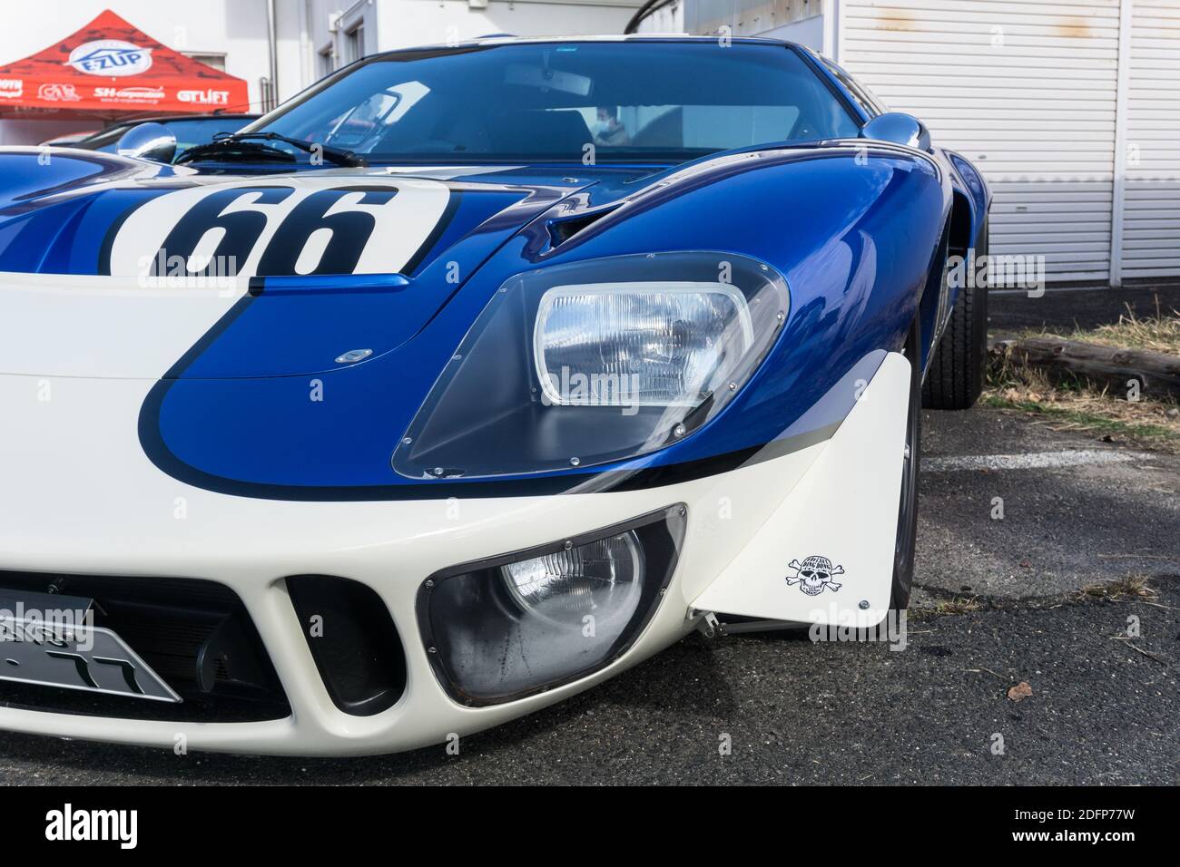 Ford gt40 gt le mans 66 Banque de photographies et d’images à haute résolution - Alamy