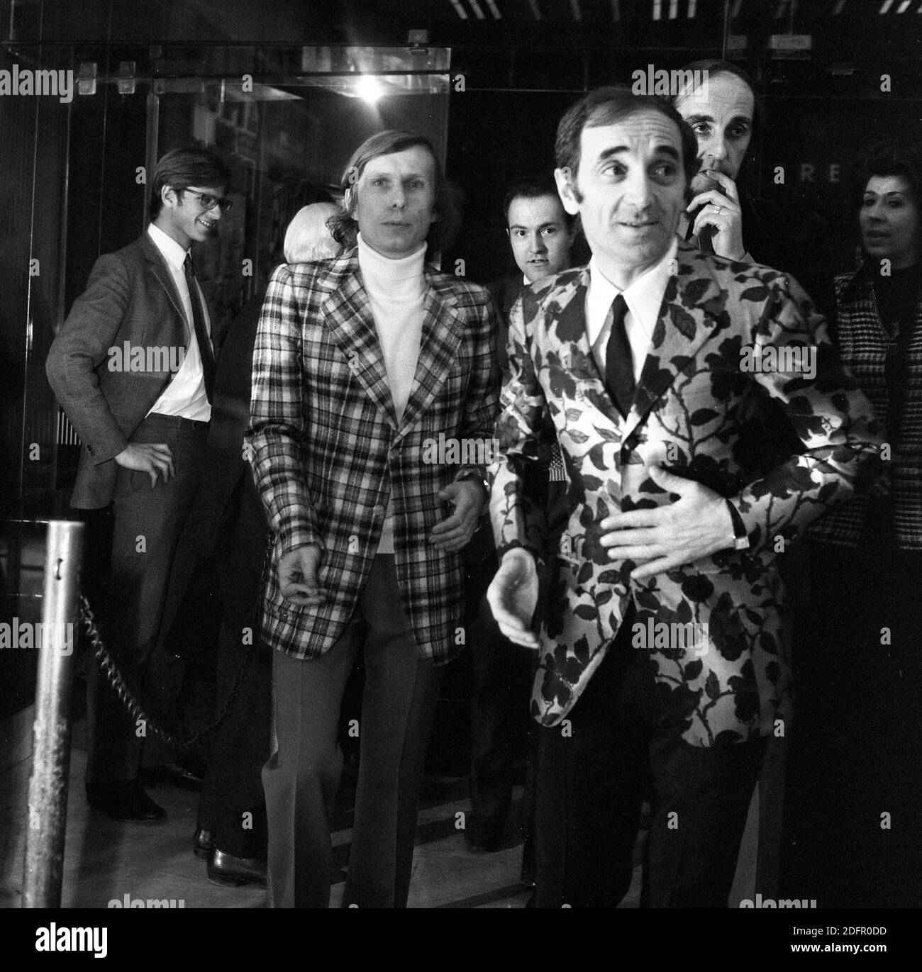 Charles aznavour et sa fille Banque de photographies et d’images à ...