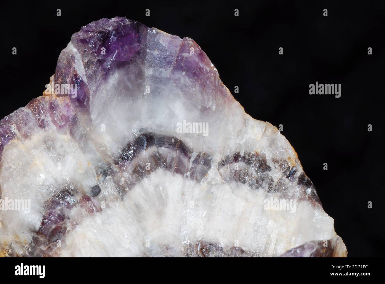 Améthyste transparente Banque de photographies et d’images à haute ...