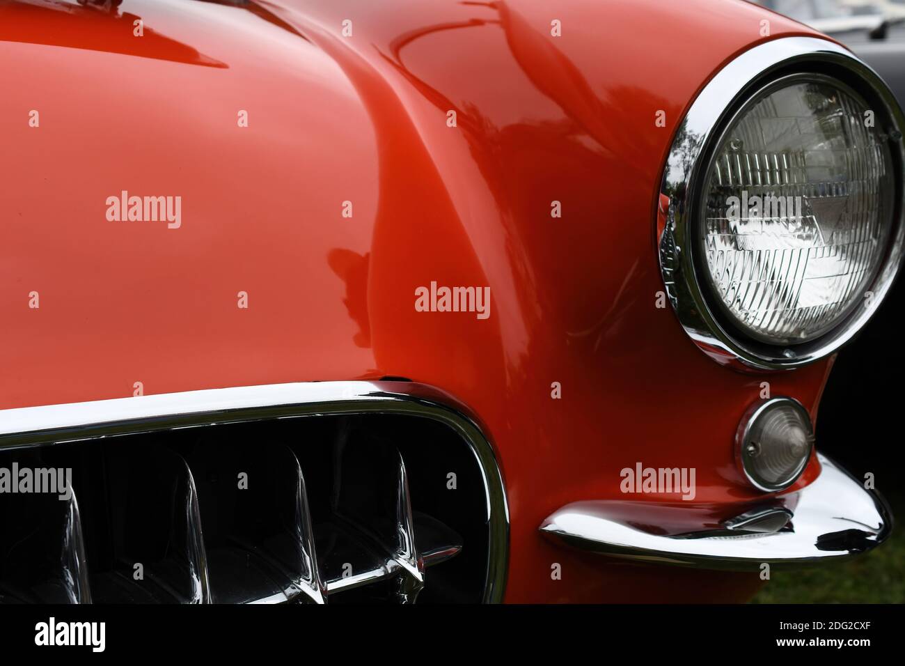 Avant de voiture ancienne Banque de photographies et d’images à haute ...