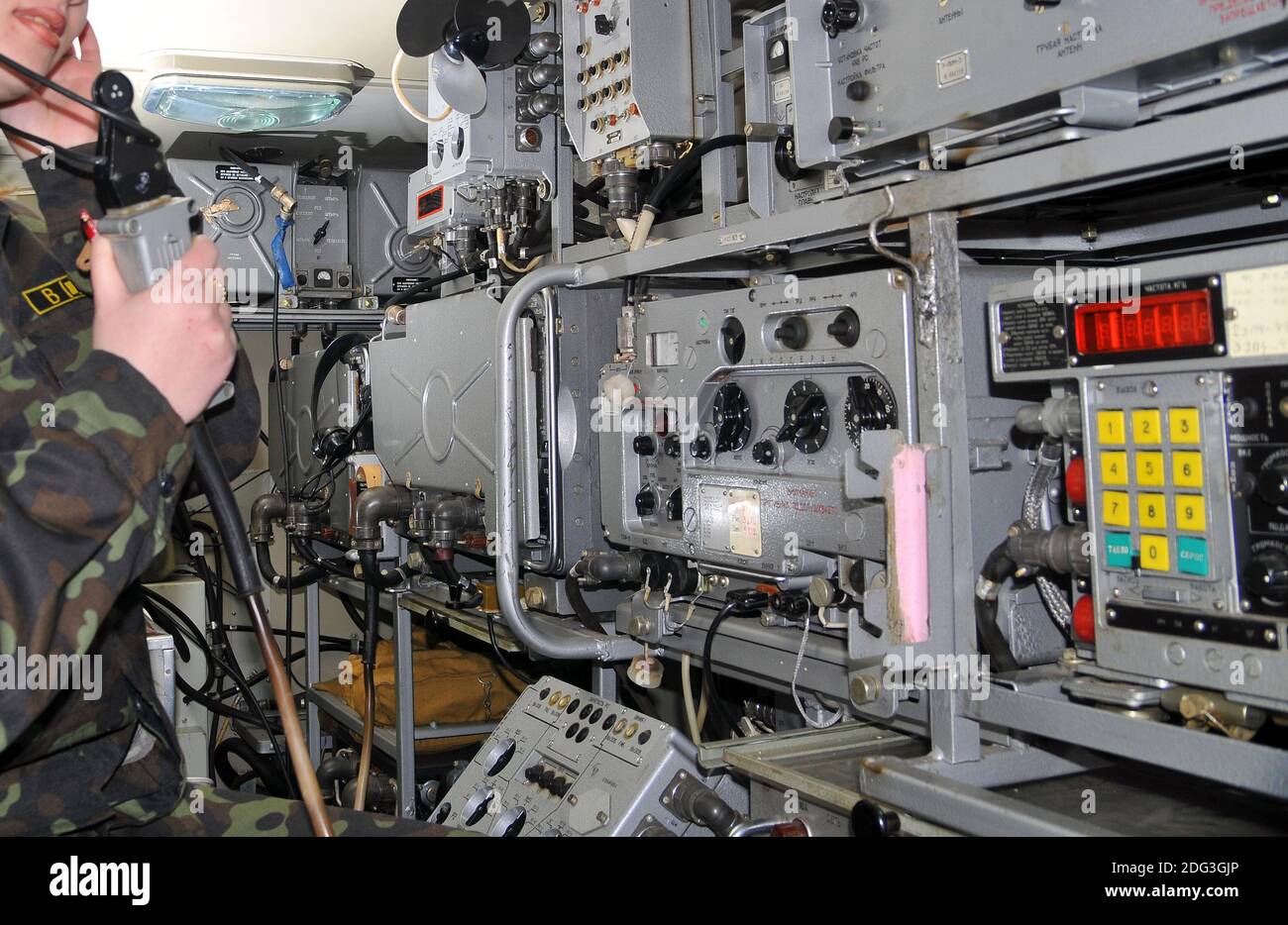 Radio militaire Banque de photographies et d’images à haute résolution ...