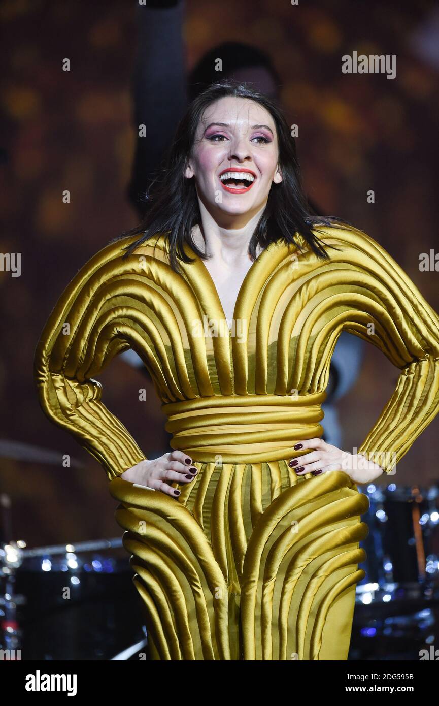 Simone Ringer du groupe Minuit lors de la 32e cérémonie des victoires ...