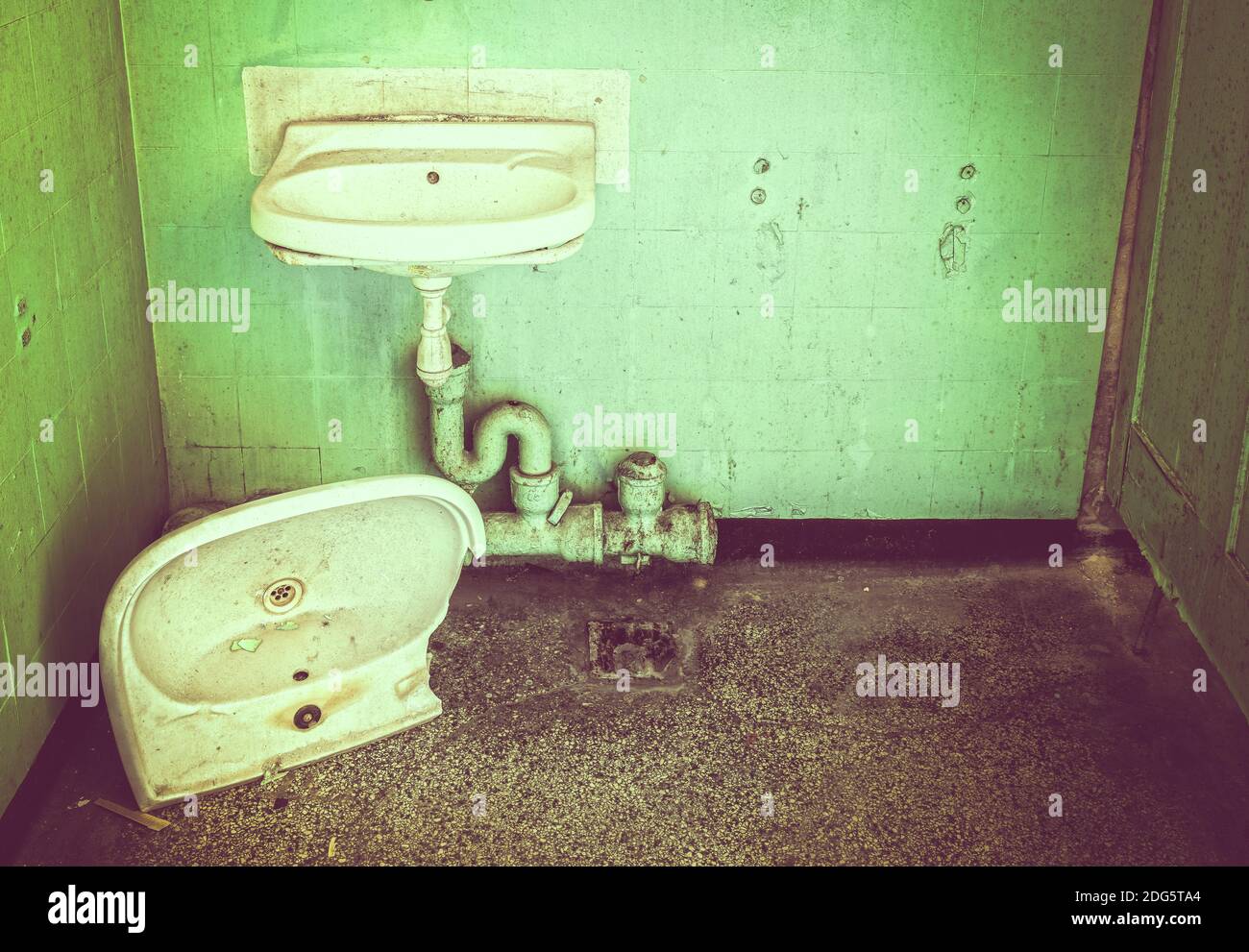 Non hygienic Banque de photographies et d’images à haute résolution - Alamy