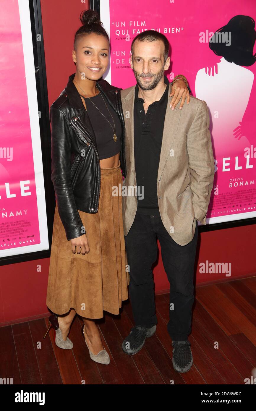 Mathieu Kassovitz et sa femme Aude Legastelois-Bide lors de la première de 'de Belle' au ...