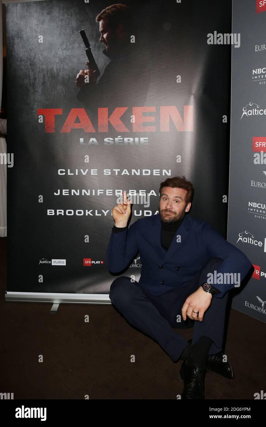 Clive standen standen Banque de photographies et d’images à haute ...