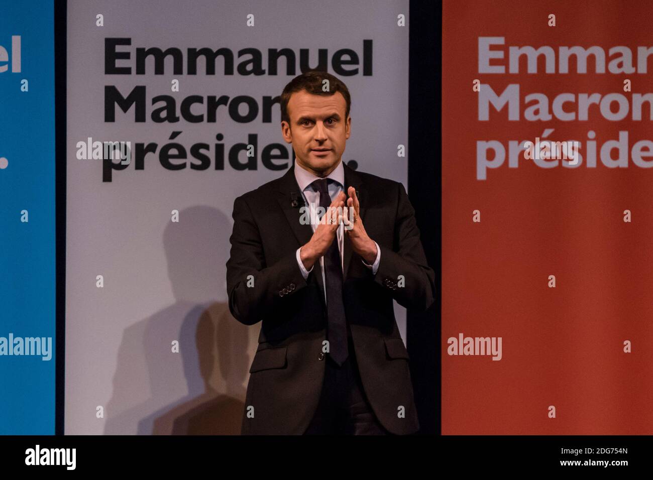 Emmanuel Macron, candidat du mouvement 'en Marche' pour la prochaine ...