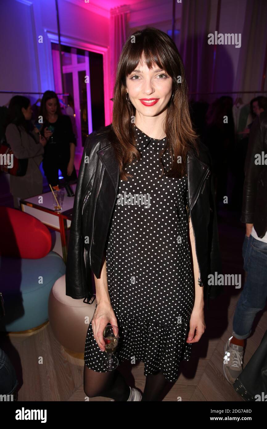 Tara jarmon Banque de photographies et d’images à haute résolution - Alamy