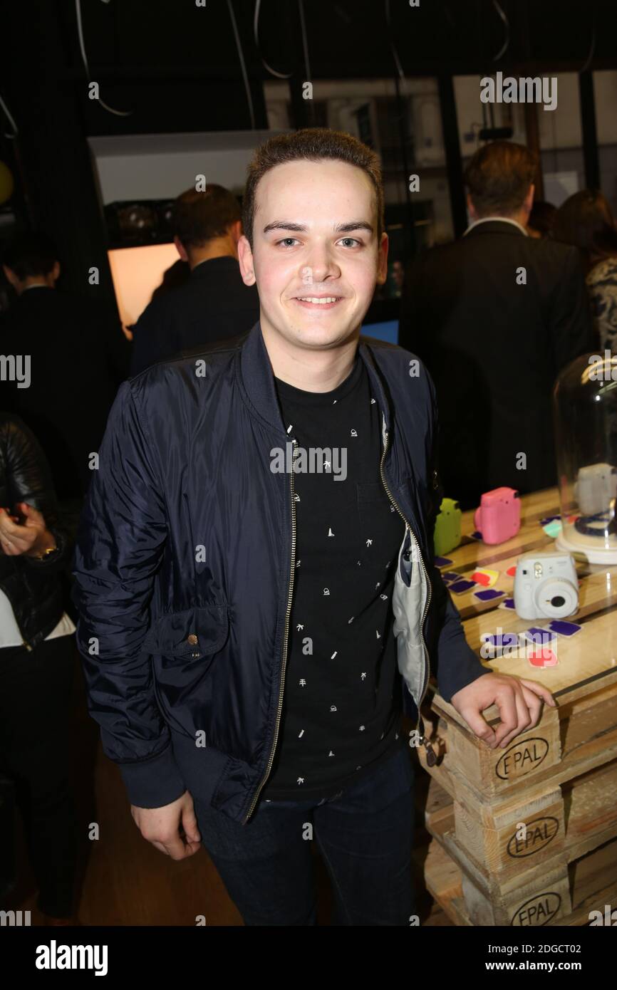 Soirée publicitaire Banque de photographies et d’images à haute ...