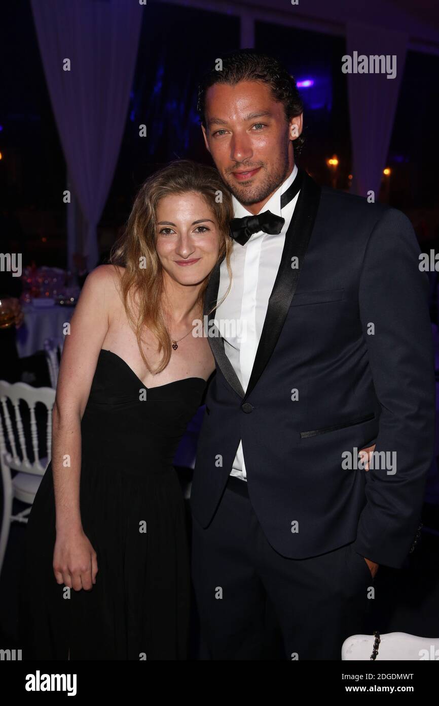 La fille de Jacques Attali et son petit ami assistant à la semaine du ...