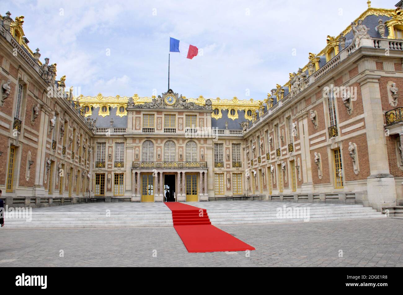 Une vue imprenable sur le château de Versailles lors de la réunion du ...