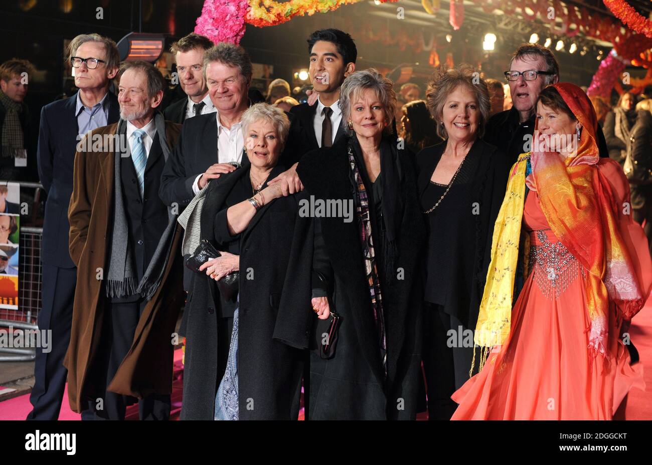 Les acteurs du film, dont Bill Nighy, Dame Judi Dench, Dev Patel et ...