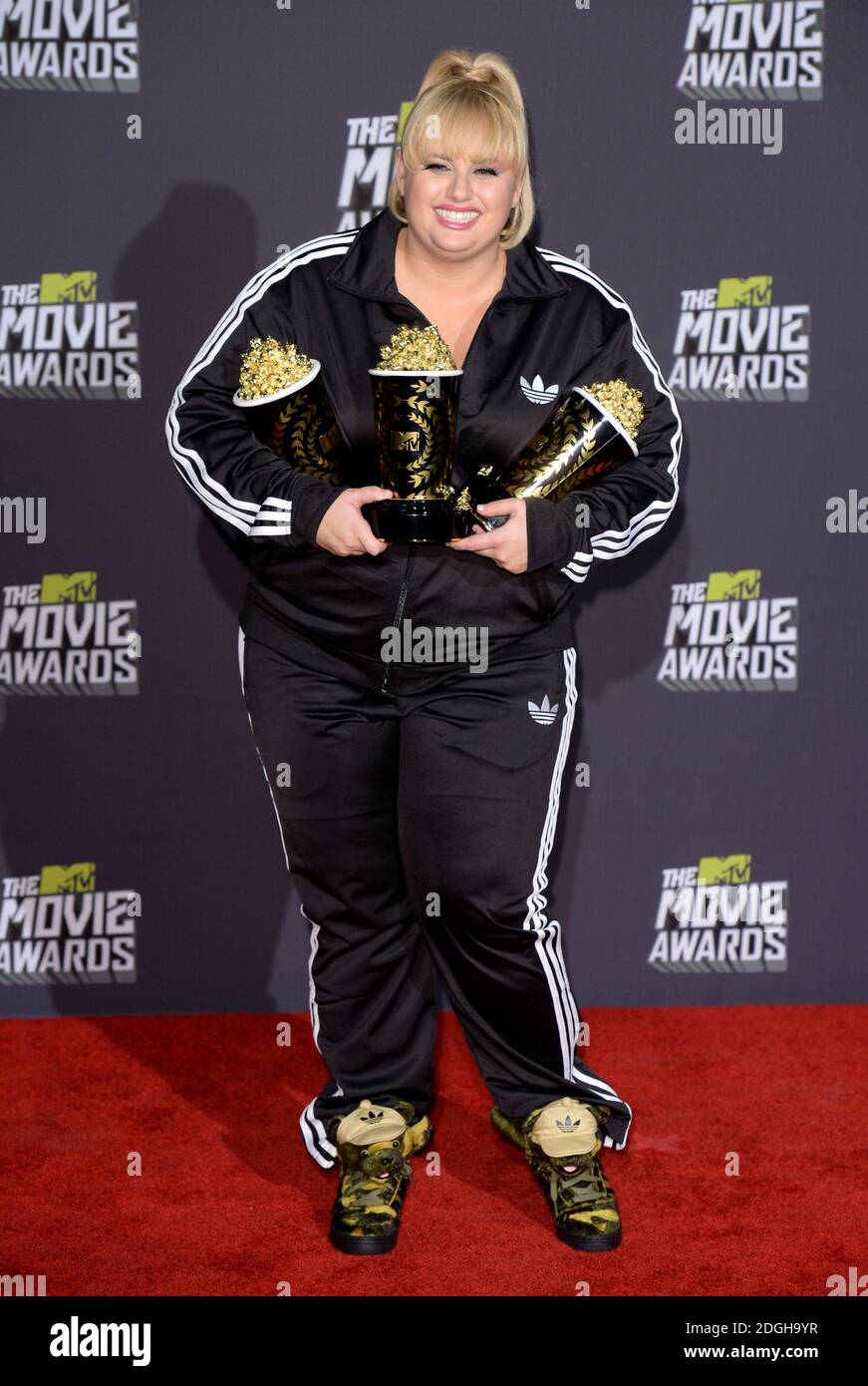 Rebel wilson tracksuit Banque de photographies et d’images à haute ...