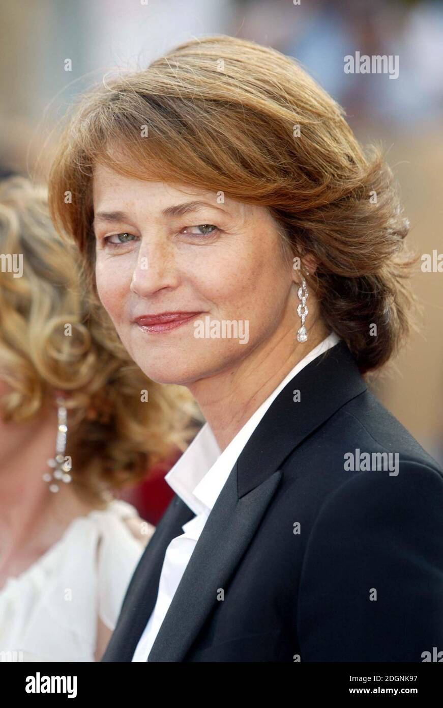 Charlotte rampling swimming pool 2003 Banque de photographies et d ...