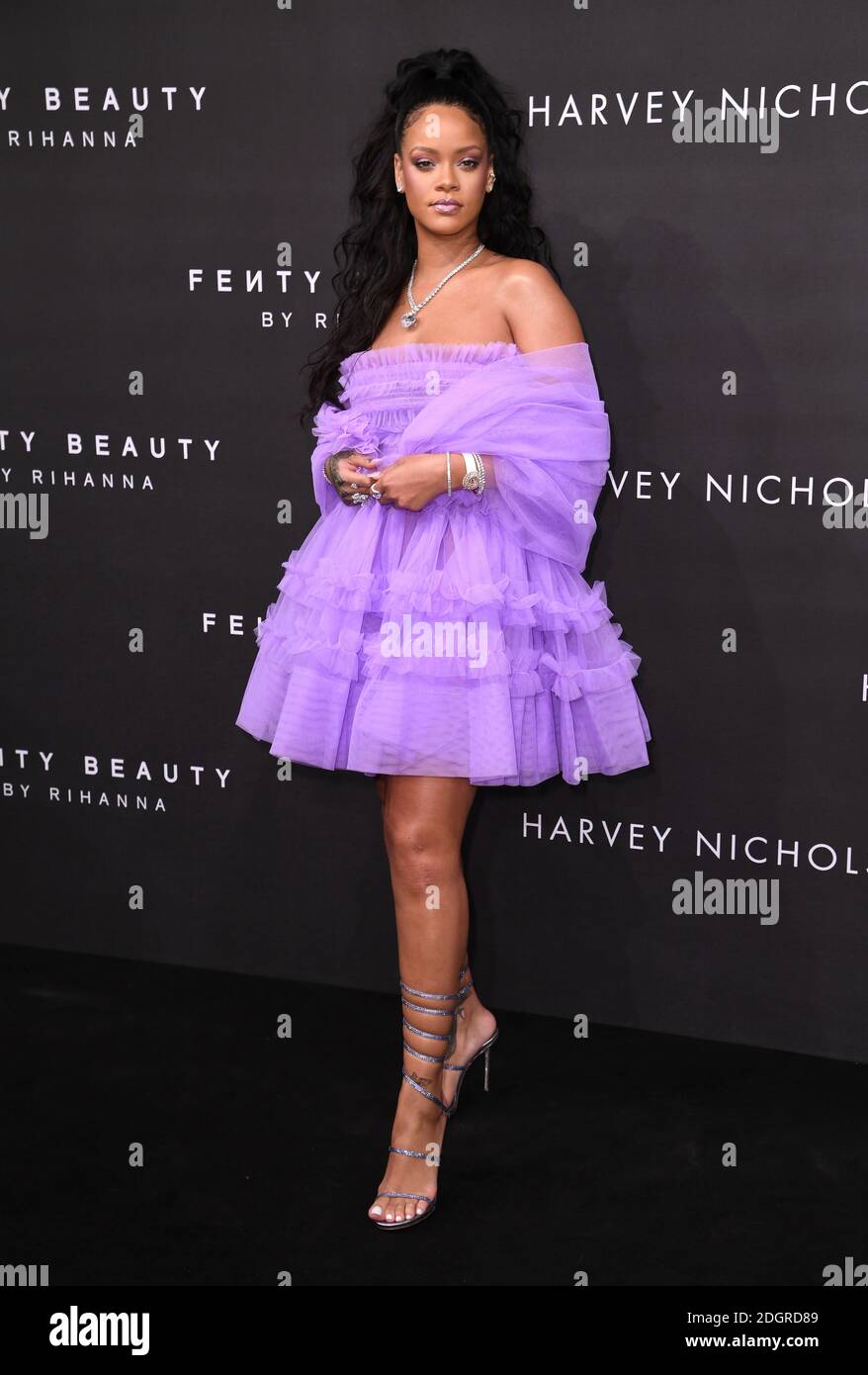 Fenty beauty by rihanna launch party Banque de photographies et d ...