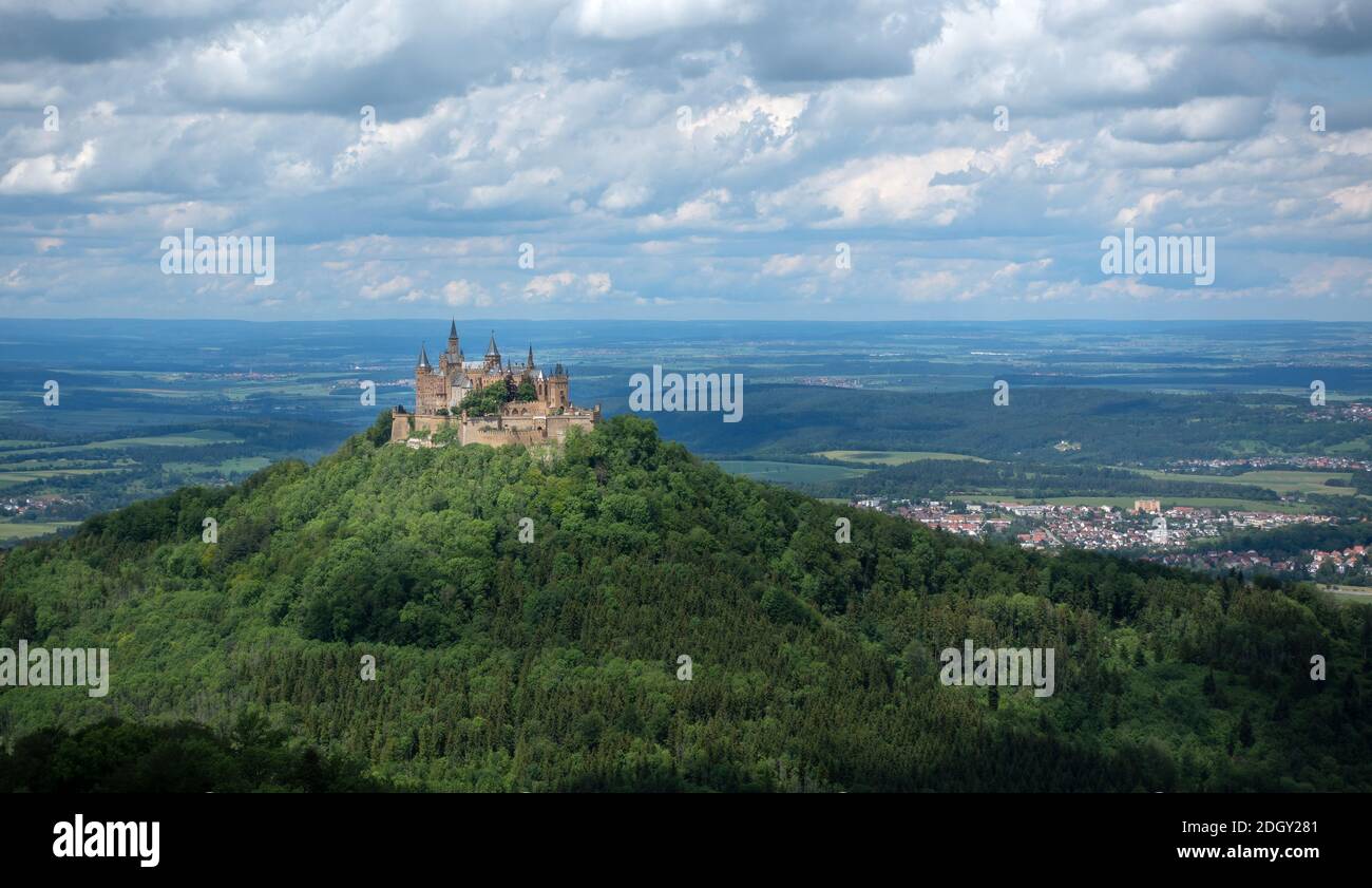 Burg hohenzollern Banque de photographies et d’images à haute résolution - Alamy