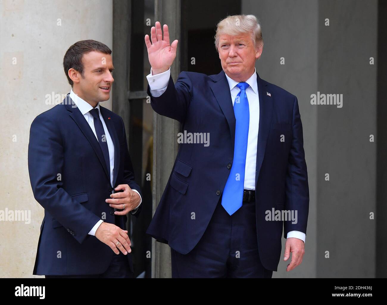 Le président français Emmanuel Macron et son homologue américain Donald ...