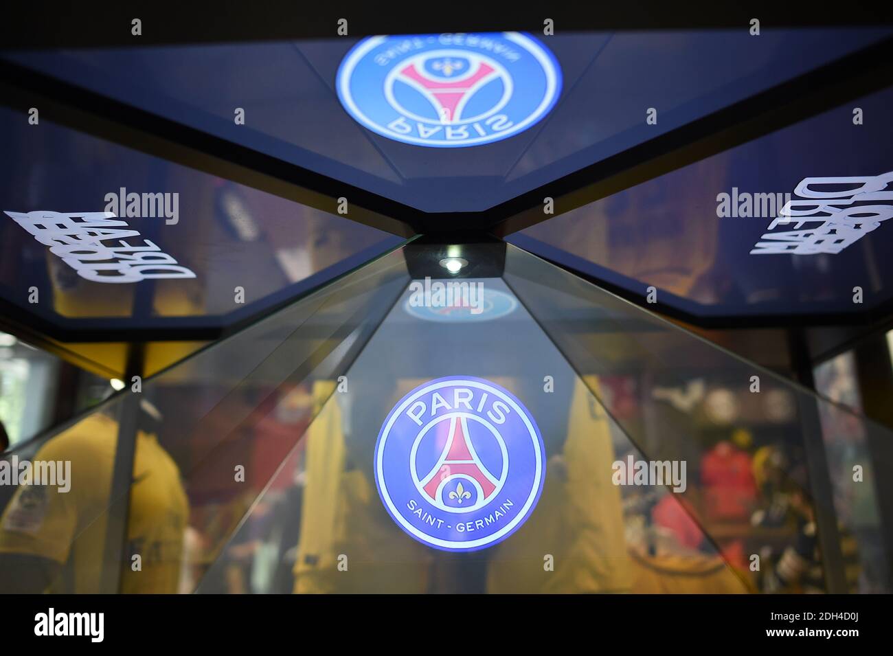 Psg logo Banque de photographies et d’images à haute résolution - Alamy