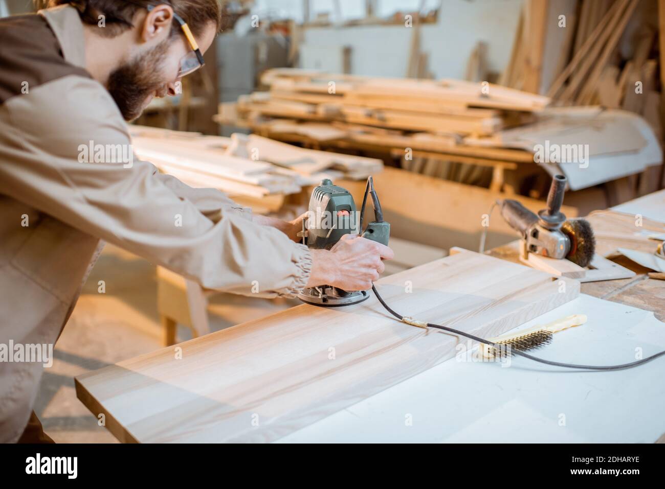 Fraisage de chanfrein Banque de photographies et d’images à haute ...