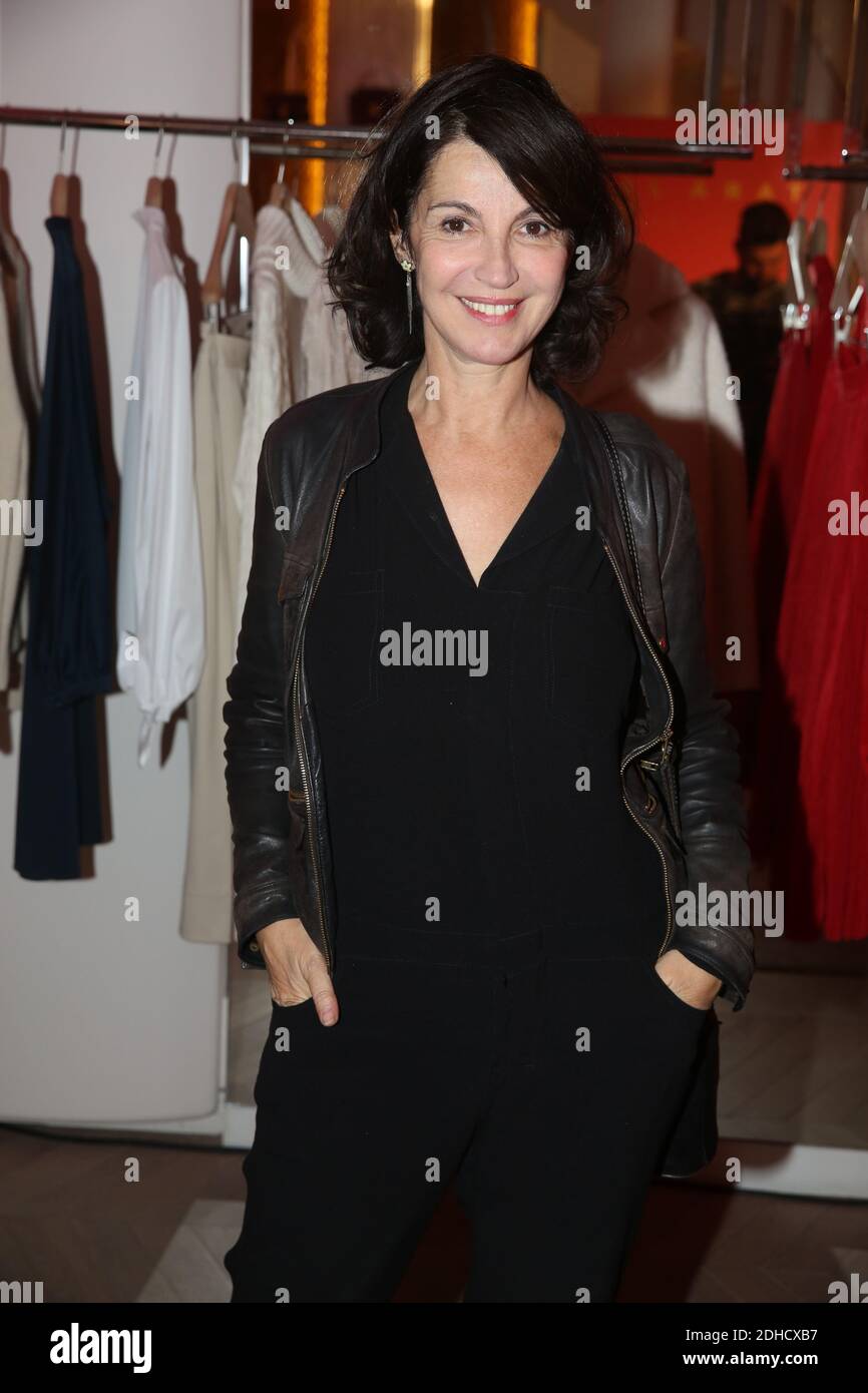 Tara jarmon Banque de photographies et d’images à haute résolution - Alamy