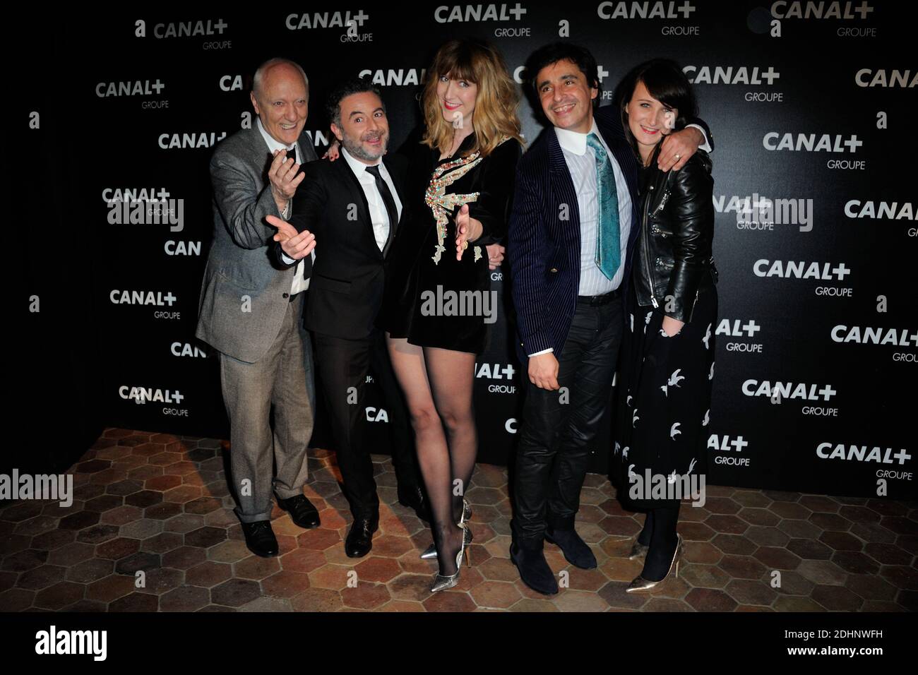 Daphne Burki avec Nicolas Domenach, Sébastien Knafo, Ariel Wizman et Mathilde Terrier assistant ...