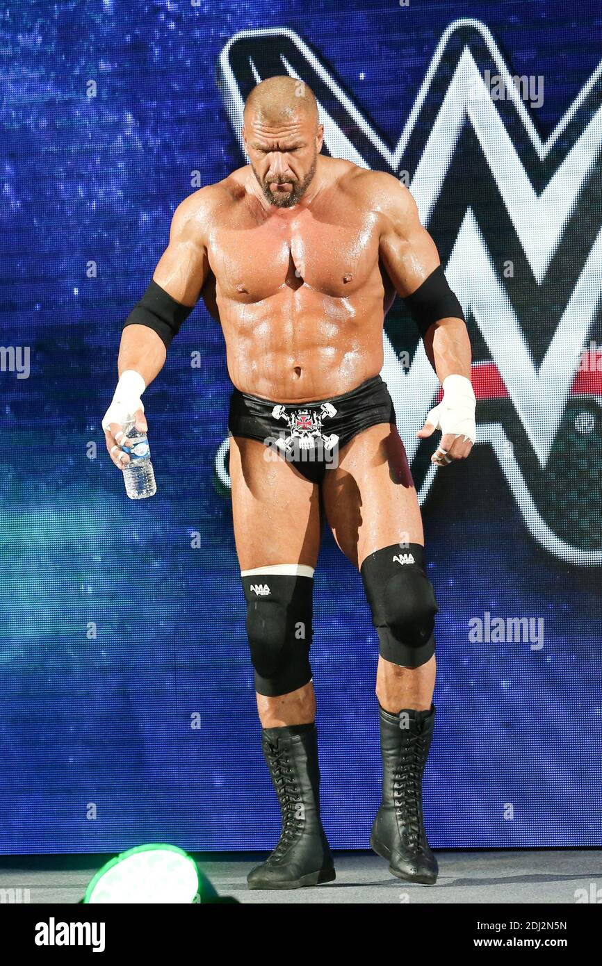 PAUL MICHAEL LEVESQUE COMME TRIPLE H - CAPTURE - WWE LIVE PARIS A l ... PAUL MICHAEL LEVESQUE COMME TRIPLE H - CAPTURE - WWE LIVE PARIS A l ...