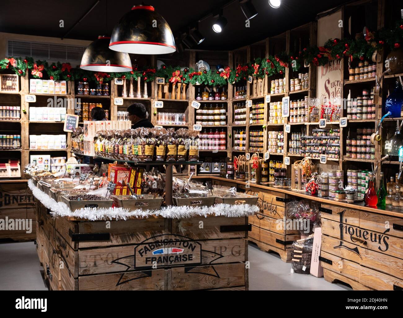 Magasin De Bonbons Paris Banque d'image et photos - Alamy