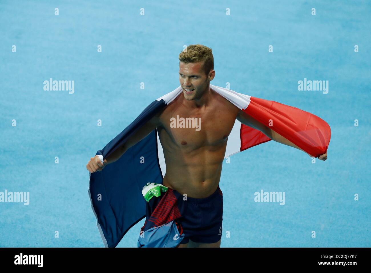 Kevin Mayer, de France, a remporté une médaille d'argent lors de l ...