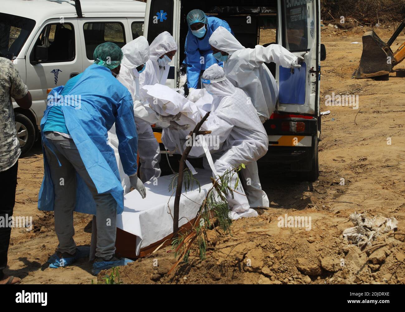 Corpse coffin Banque de photographies et d’images à haute résolution ...