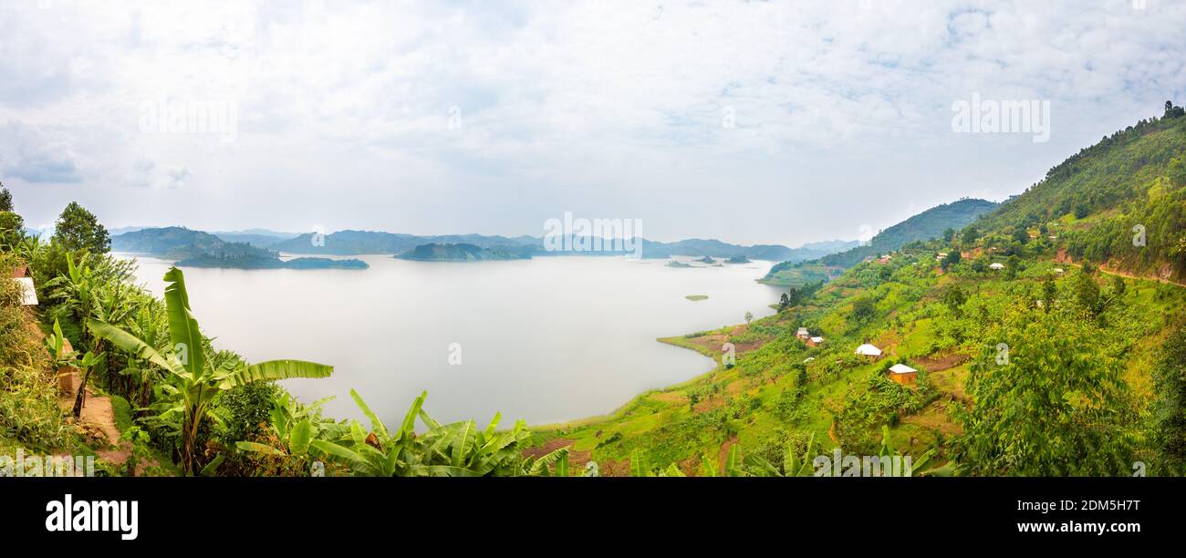 Montagne En Ouganda Banque d'image et photos - Alamy