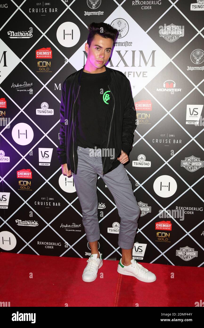 Kurt Coleman arrive sur le tapis rouge pour la fête du 5ème ...