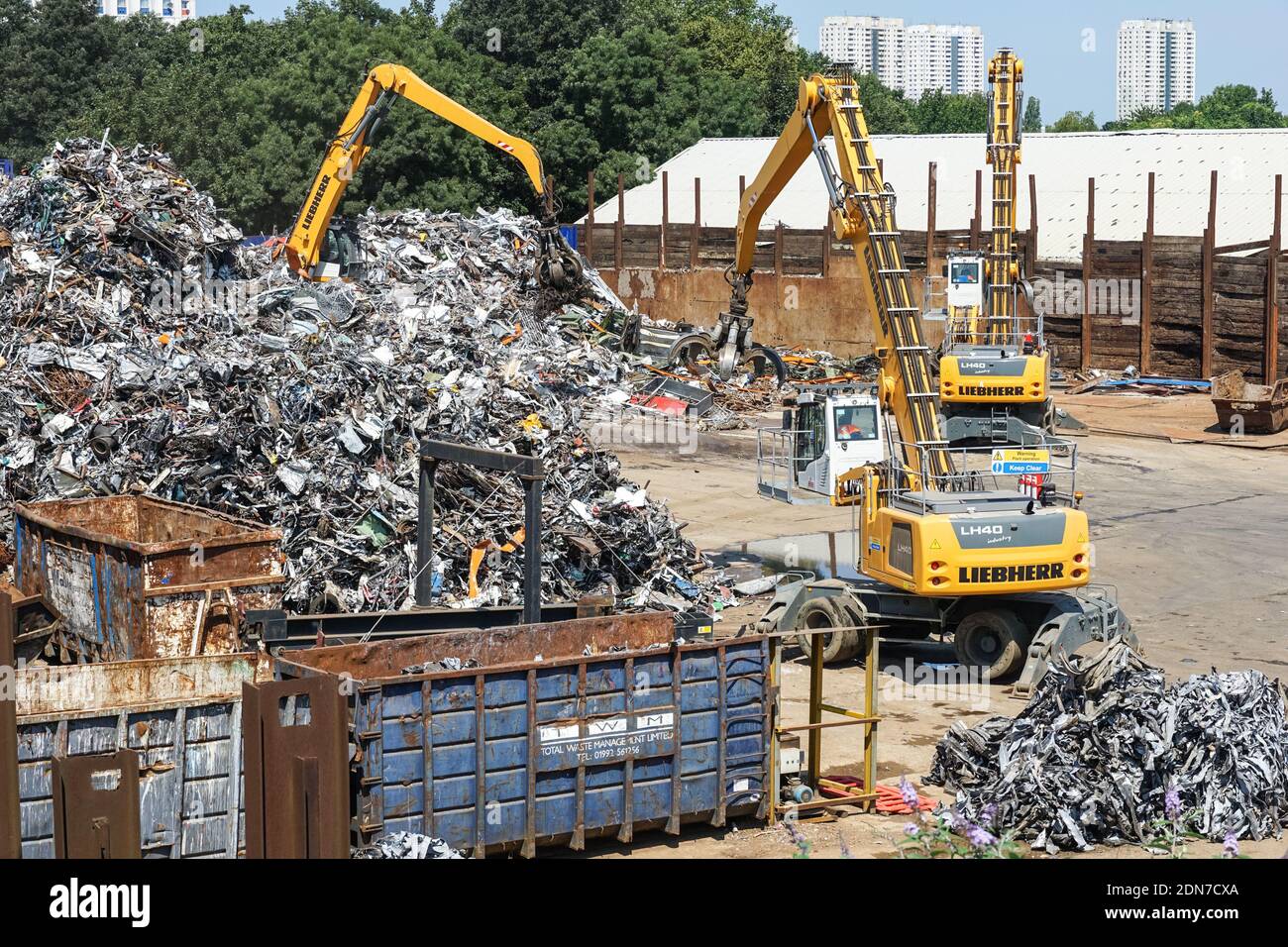 Scrap metals Banque de photographies et d’images à haute résolution - Alamy