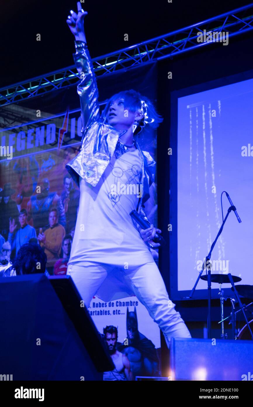 Ryo suke, le bassiste de Lolita23q et son groupe 'WING WORKS' en ...