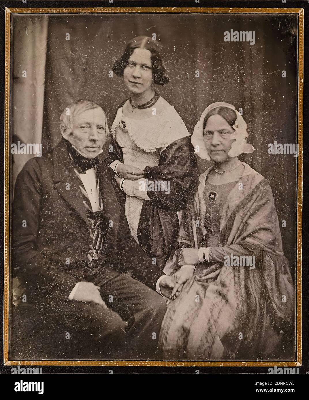 Fille minna Banque de photographies et d’images à haute résolution - Alamy