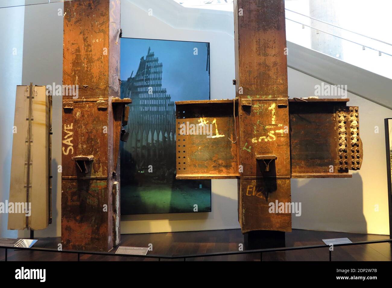 Wtc cross steel beam Banque de photographies et d’images à haute ...