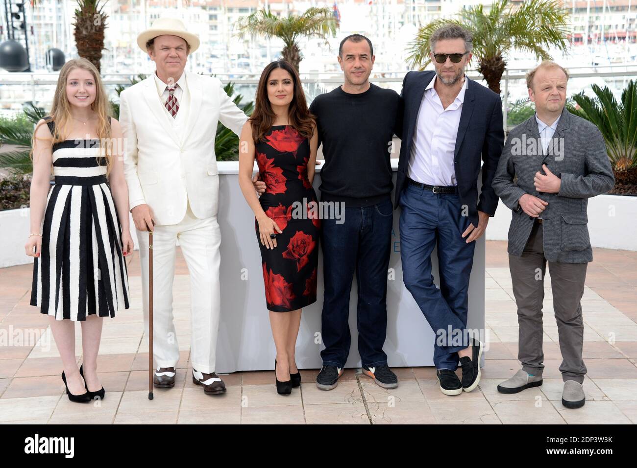 Bebe Cave, John C. Reilly, Salma Hayek, Matteo Garrone, Vincent Cassel ...