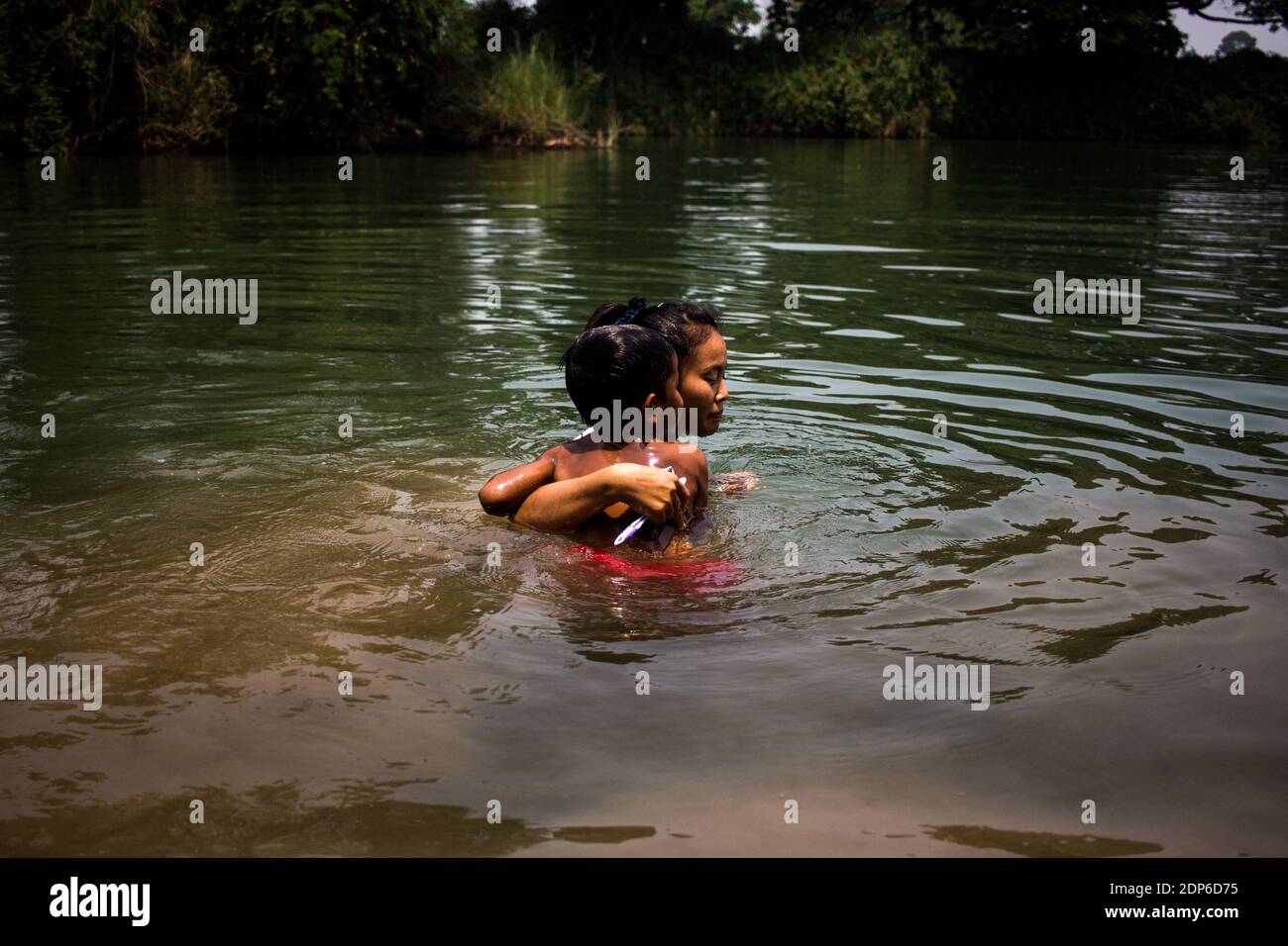 LAO - ENVIRONNEMENT - 4000 PORTRAIT DE L'ÎLE du territoire des 4000 ...