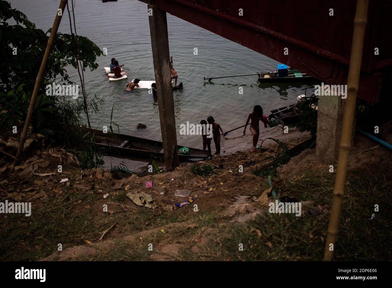 LAO - ENVIRONNEMENT - 4000 PORTRAIT DE L'ÎLE du territoire des 4000 ...