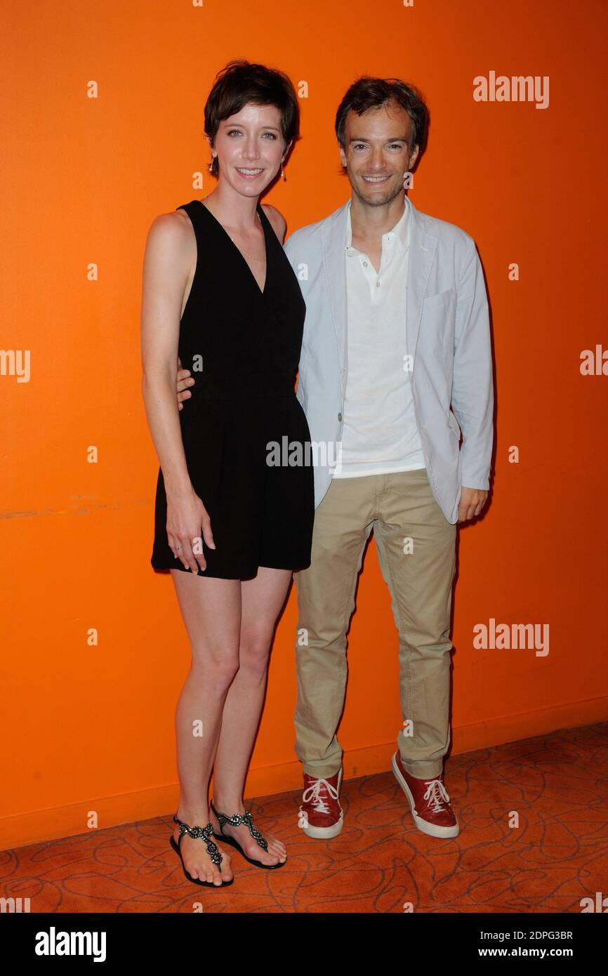 Sara Giraudeau, Jonathan Lambert assistent à l'avant-première des 'les ...