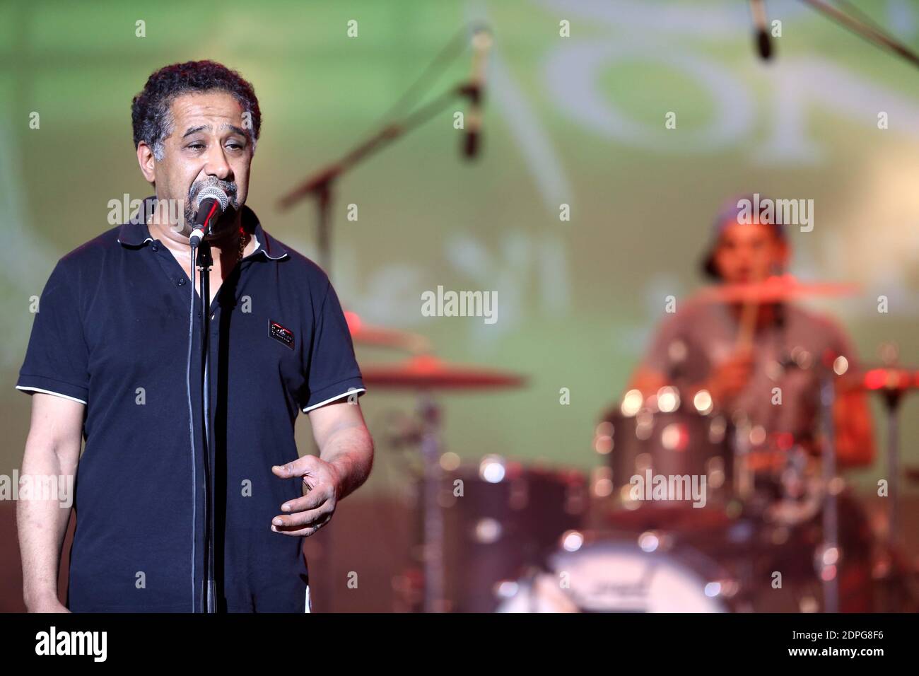 Khaled chanteur Banque de photographies et d’images à haute résolution ...